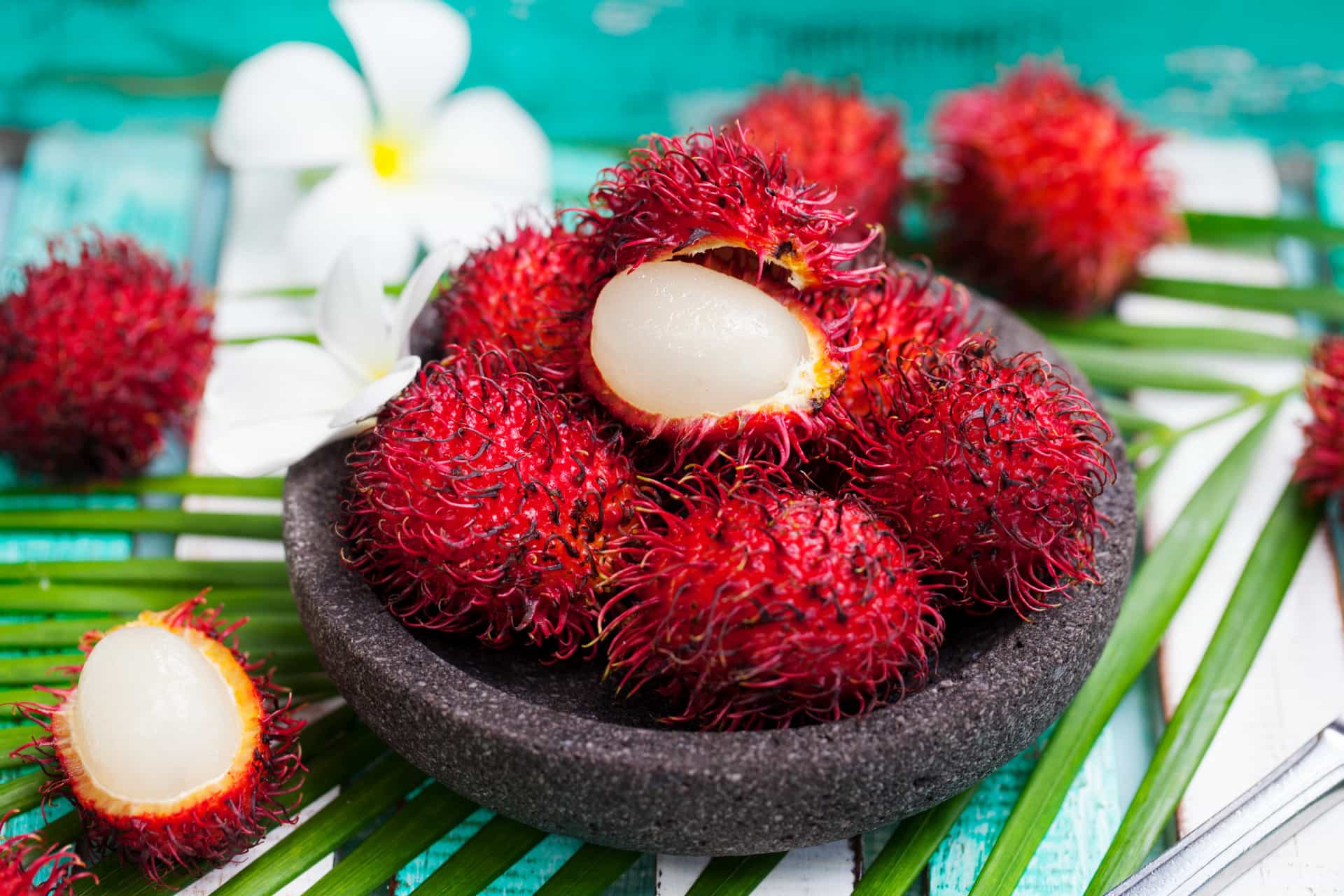 Top 12 Tropical Fruits To Eat When In Thailand