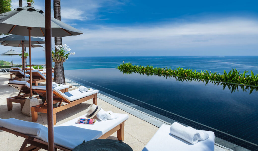 7 Villa Infinity Pools that Make You Want to Vacation Right Now