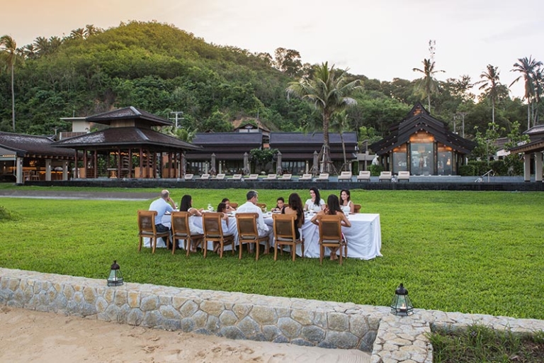 10 Tips for Organizing a Successful Private Villa Group Vacation