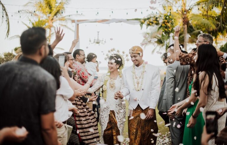 The Path to Marriage: A Complete Guide to Traditional Balinese Wedding ...